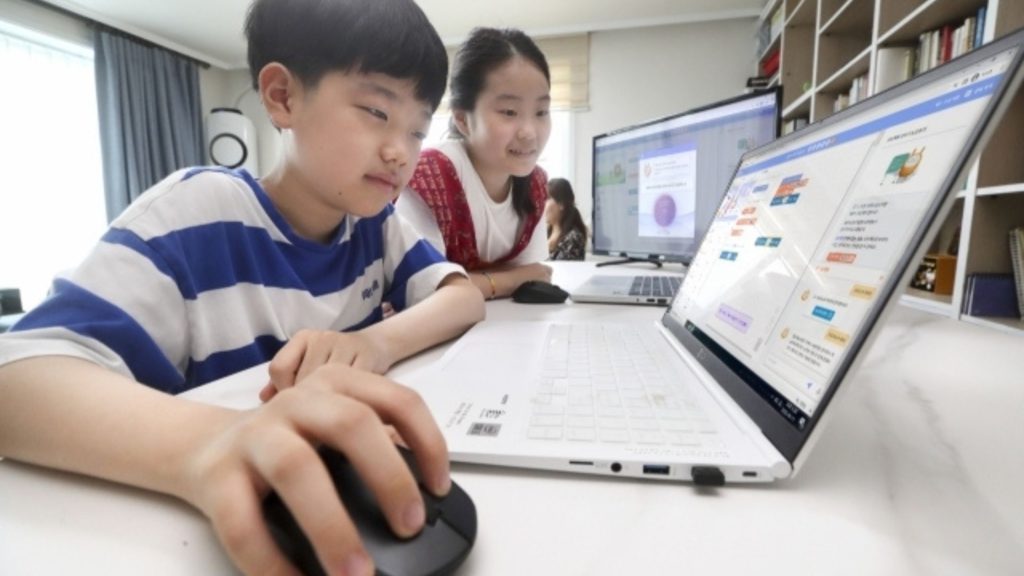 Kt Integrates Ai Tutor Into Ai Codiny For Interactive Block Coding Education